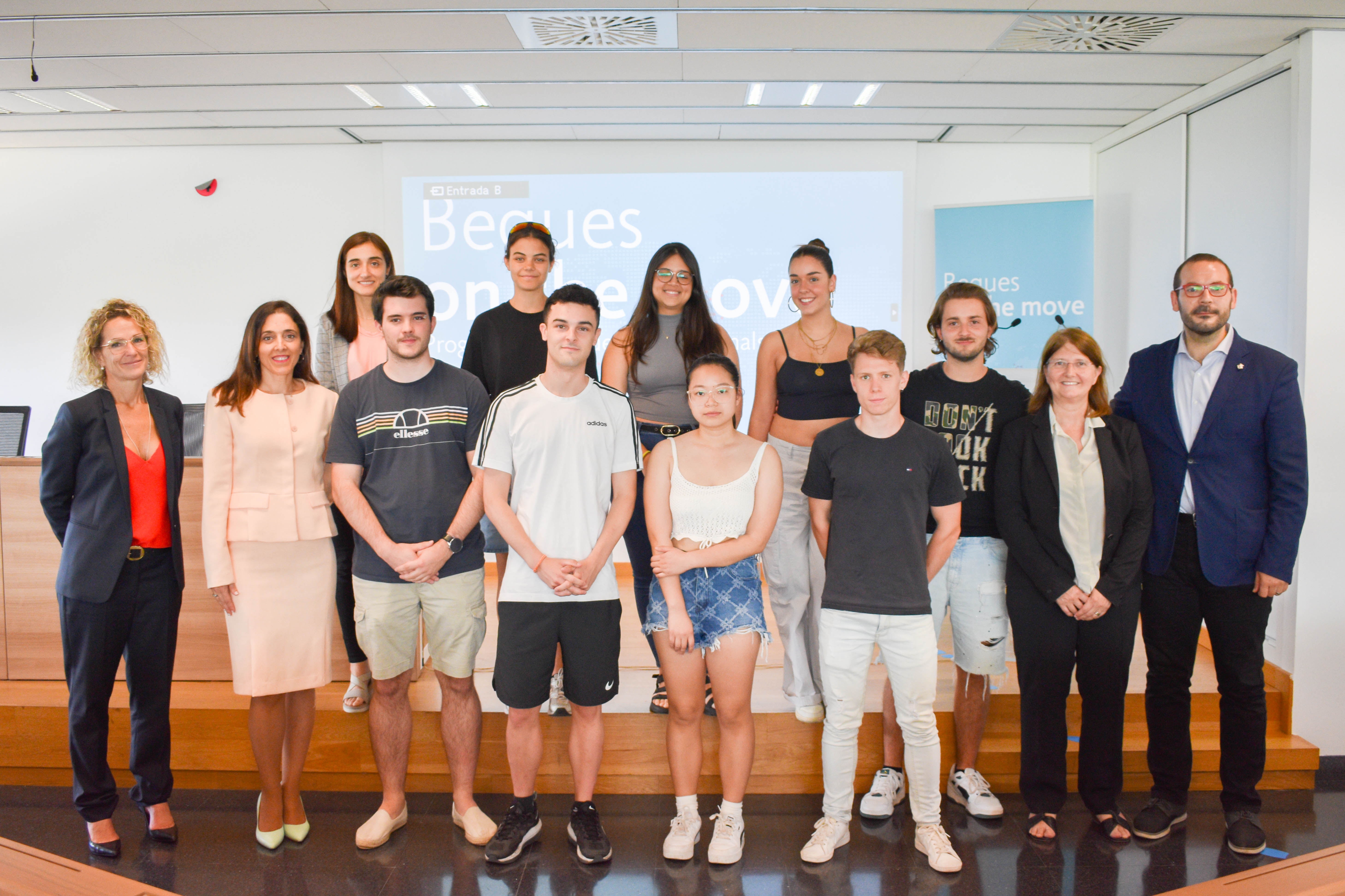 El TecnoCampus entrega las Becas On The Move para fomentar la movilidad internacional ...